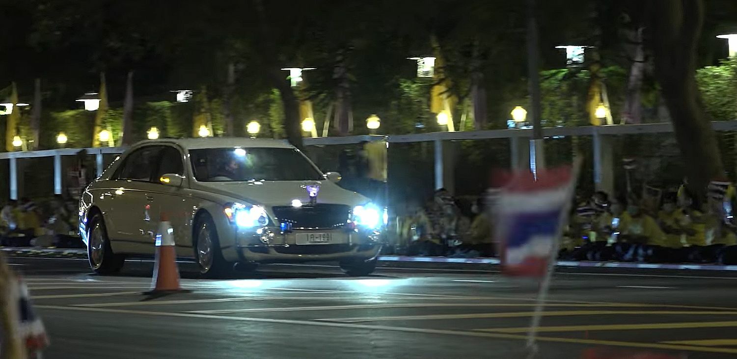 เลขทะเบียนรถมงคล ร.10 เสด็จฯ ประจวบคีรีขันธ์ เลขเด็ด 16 4 64