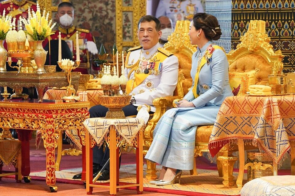 เลขเด็ดงวดนี้ 16 8 65 ทะเบียนรถพระที่นั่ง ร.10 เสด็จฯ วันแม่แห่งชาติ ...