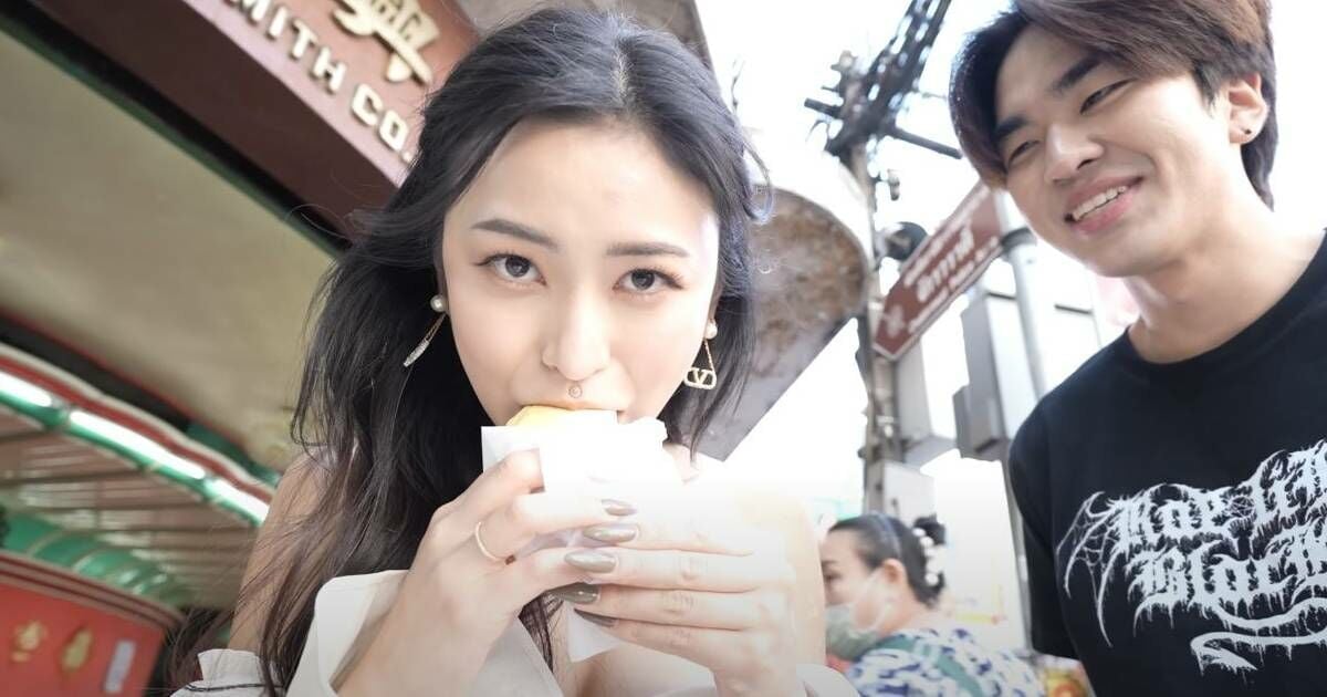 ไปดู จะเกิดอะไรขึ้นเมื่อ 'คิวเท โอปป้า' ไปนวดกับ Rae Lil Black ...