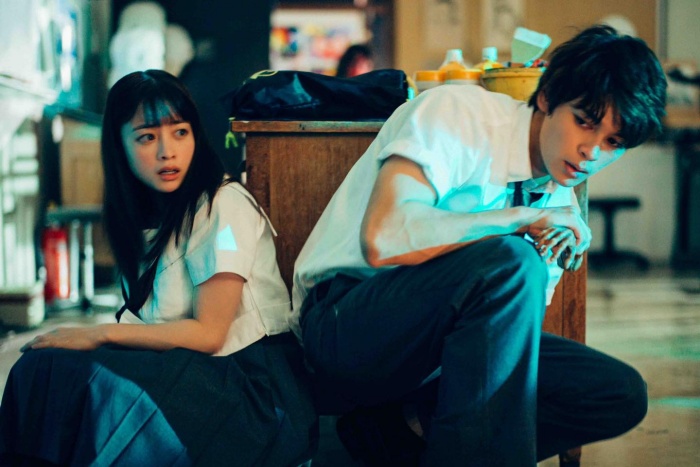 รีวิว 'Re/Member ตามล่าศพสยอง' หนีผีตัวแดงพร้อมกันใน Netflix | Thaiger ...