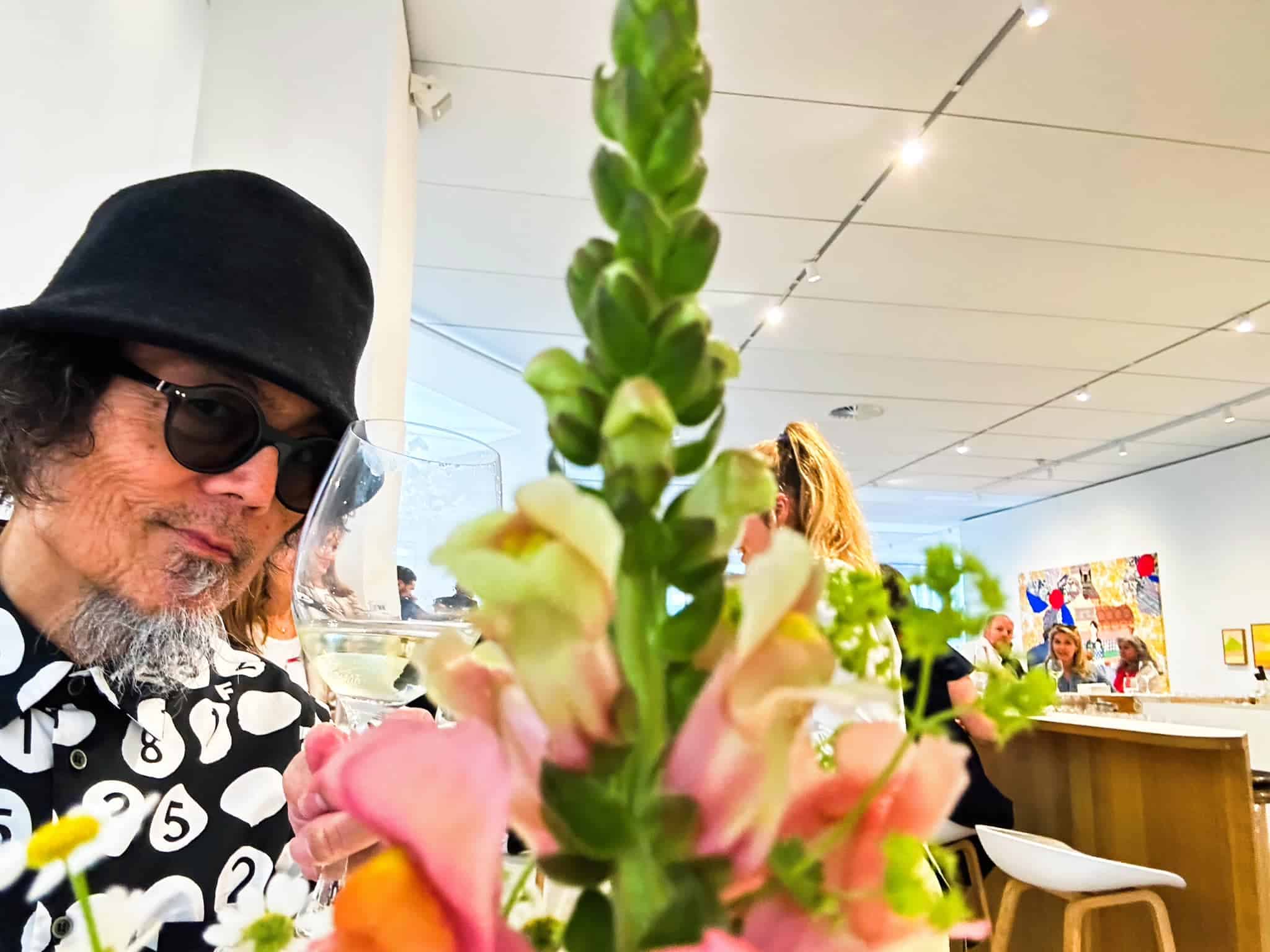 เปิดคลิปสุดท้าย 'เพชร โอสถานุเคราะห์' ขณะร้องเพลง เพียงชายคนนี้ (ไม่ใช่ ...