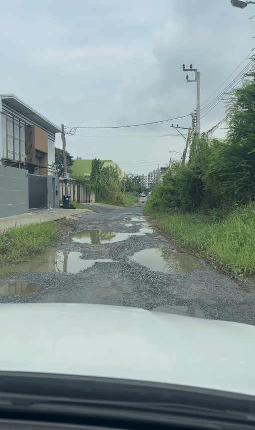 'อ้วน รังสิต' พ้อหนัก ทางเข้าบ้านชำรุด ยื่นเรื่อง 3 ปีไม่คืบหน้า เตรียม ...