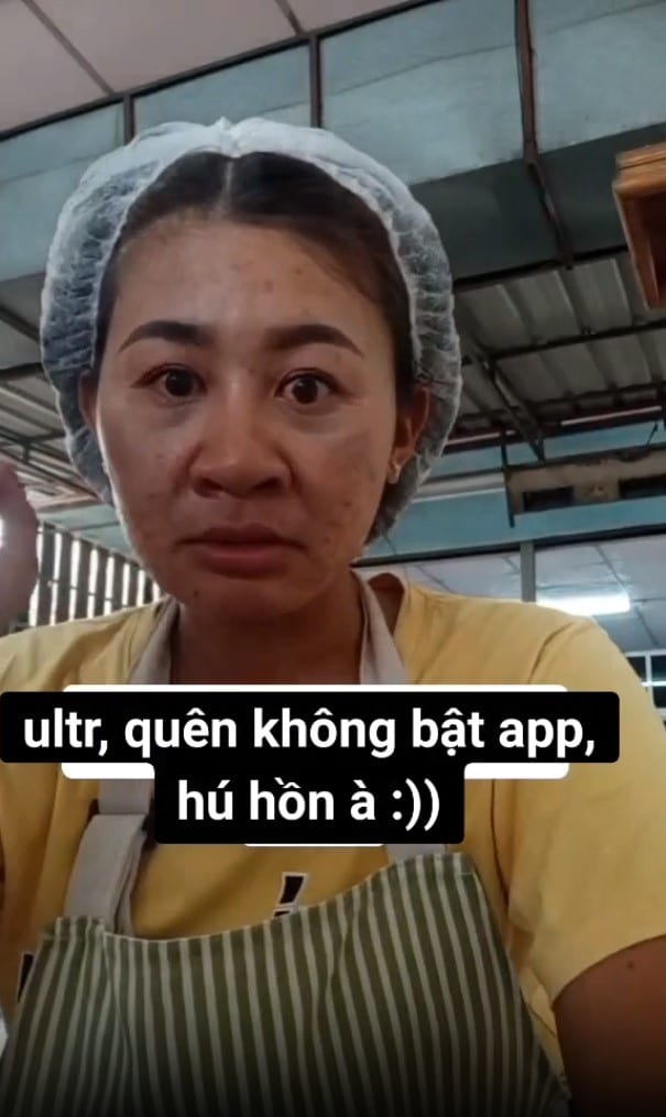 ช็อคหน้าสดตัวเอง แม่ค้าลืมเปิดฟิลเตอร์ตอนไลฟ์ ทำเอาอึ้งตาค้าง จน