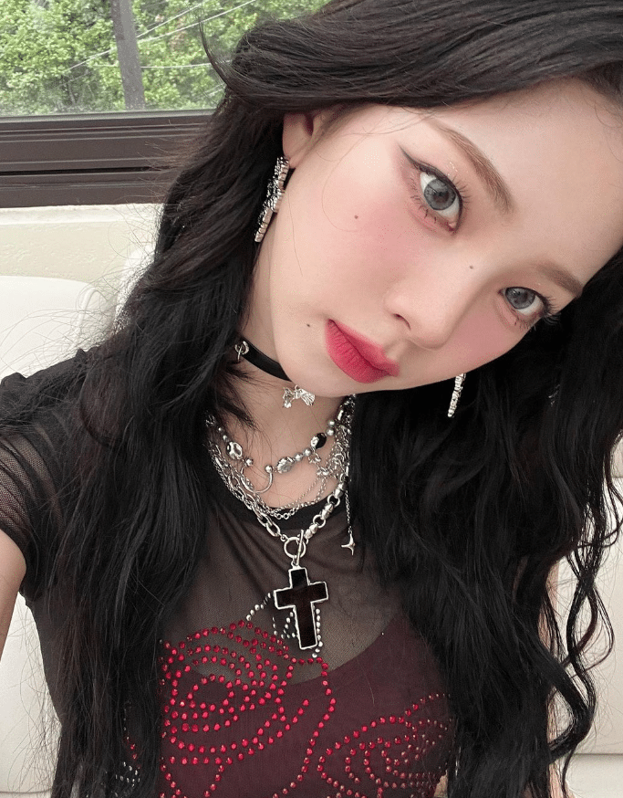 ลือหึ่ง 'คาริน่า aespa' กับ 'อาร์เอ็ม BTS' ซุ่มเดทกัน แฟนคลับโต้หลักฐาน ...