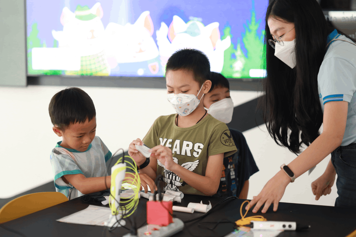 5 คอร์ส Little CodeLab เปิดโลกการเรียน Coding สำหรับเด็ก ฝึกลูกคุณให้ ...