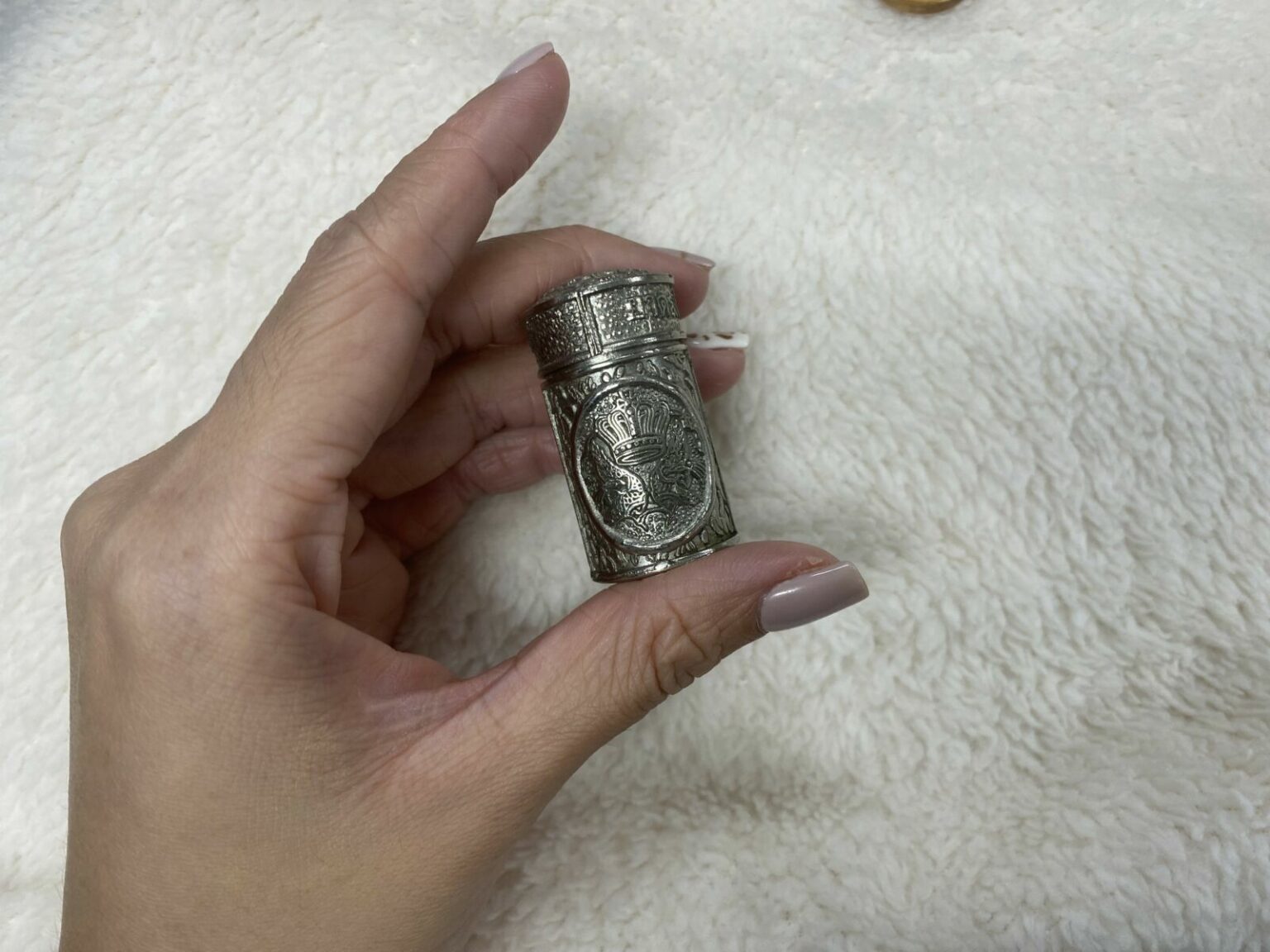 Yadom in Thailand: Nasal inhaler Thais can’t live without | Thaiger