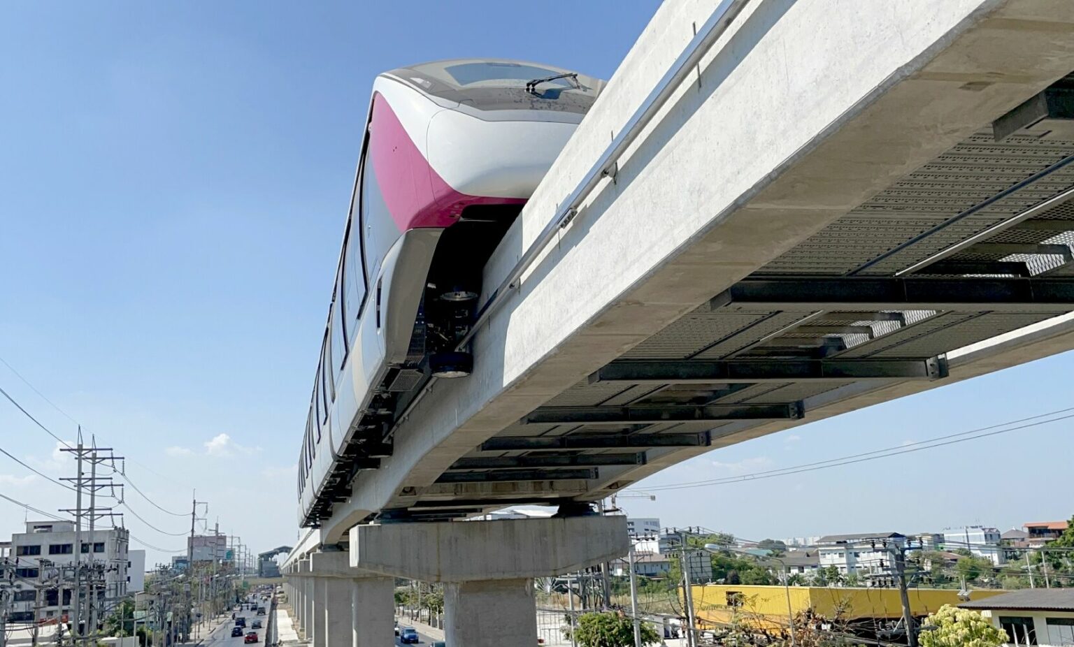 Free trial of Pink and Yellow monorail lines in December | Thaiger