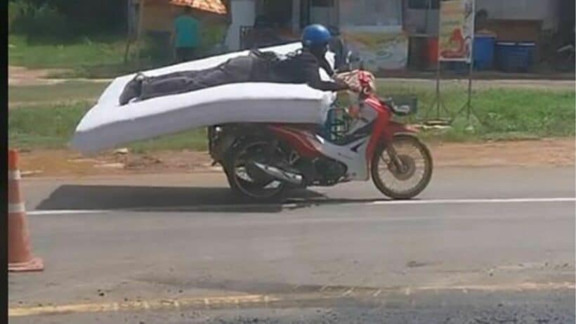 Thai man goes viral for 'sleep-riding' motorbike stunt on a mattress | Thaiger